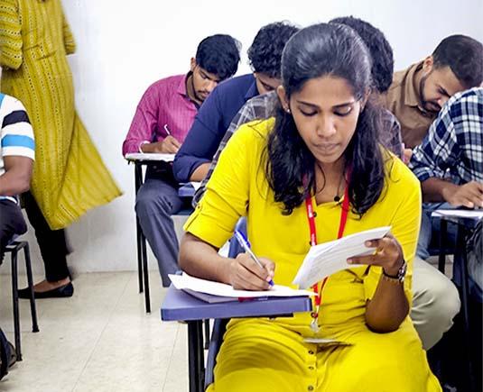 About Us - Disha Learning App